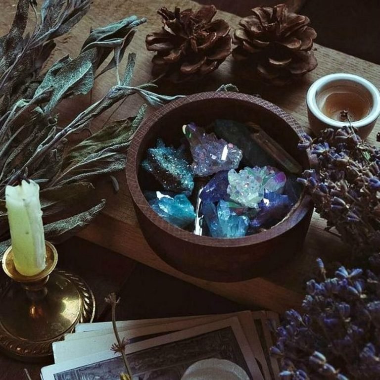 The Magic of Money Rituals in Modern Witchcraft - Witch symbols